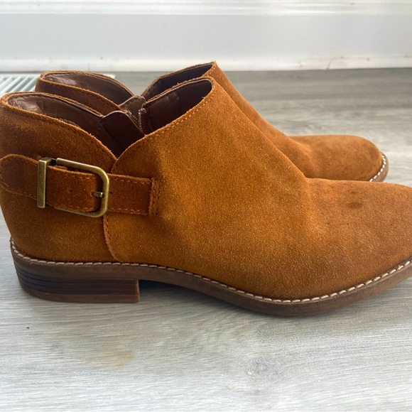 Clarks | Shoes | Clark Collection Womens Bootie | Poshmark